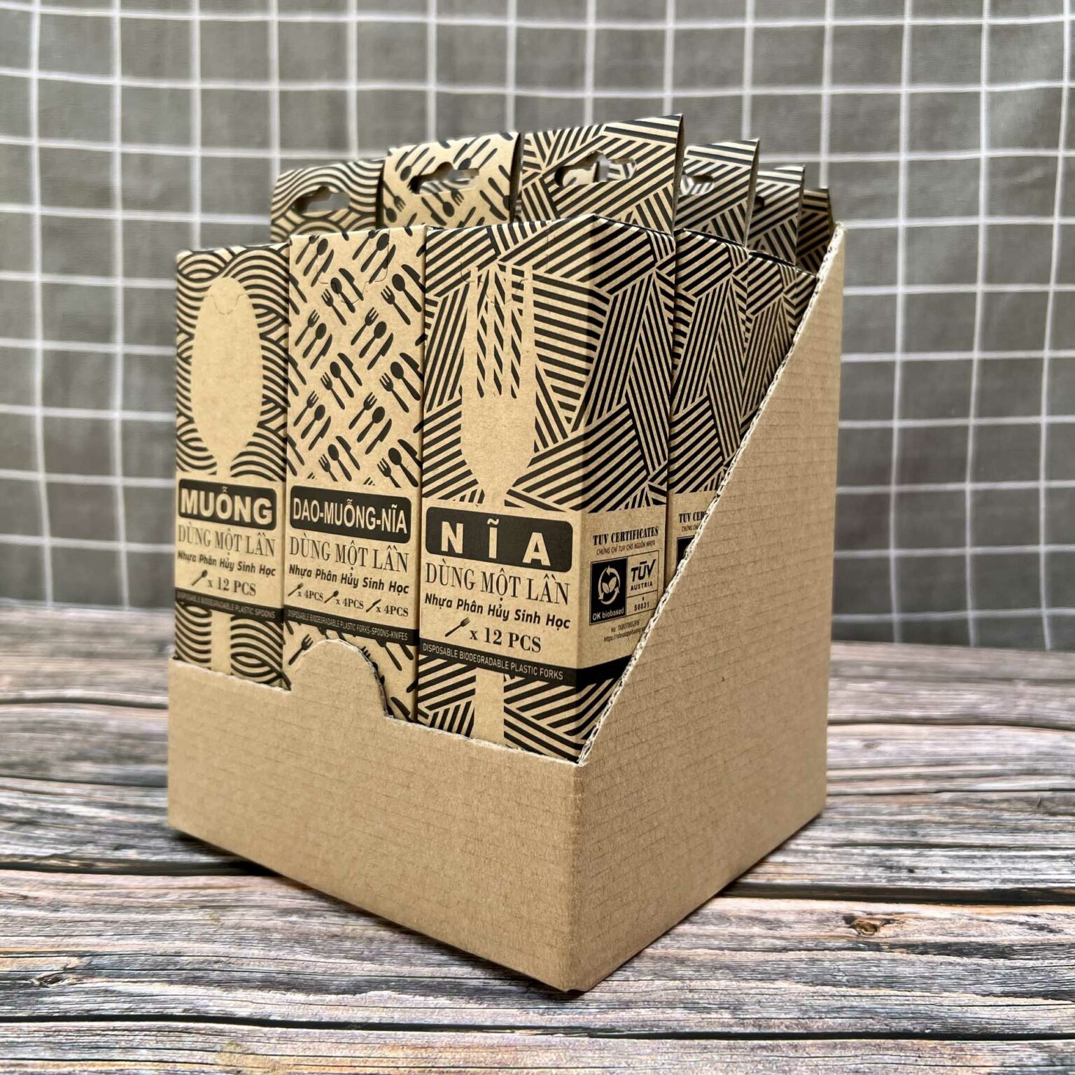 Chúc Mừng Năm Mới 2024: Cảm Ơn và Đổi Mới Tại Nhựa Lập Phương.